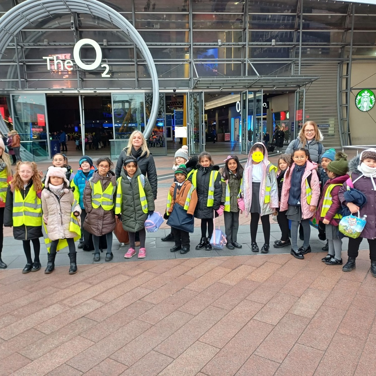 Three Bridges Primary School - Young Voices O2 performance