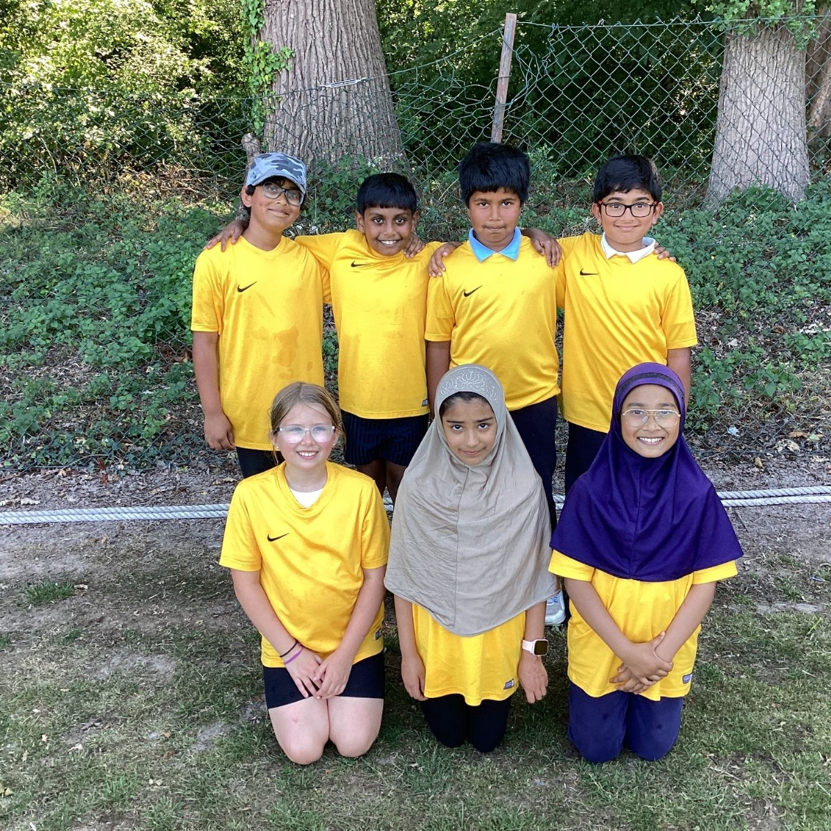 Three Bridges Primary School - Football and Cricket success